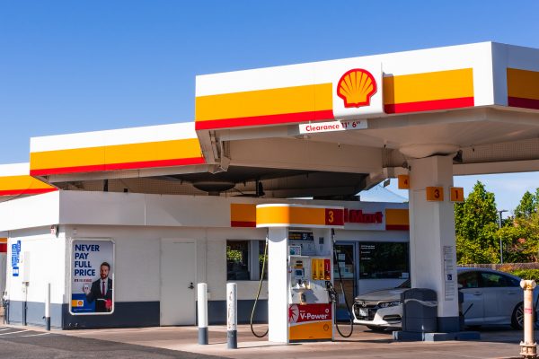 USA: Shell stations launched „The Giving Pump” - Wo Energie fließt, ist ...